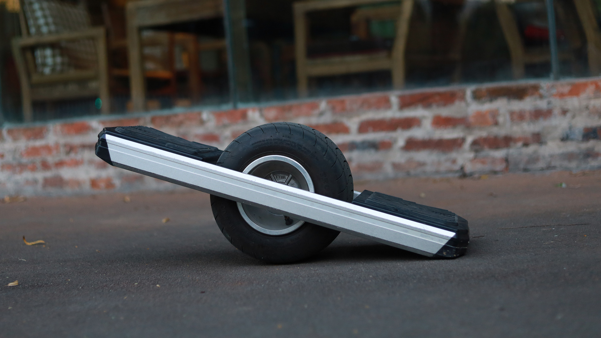 Trotter One Wheel Scooter For Sale | Custom Single Wheel Skateboard ...